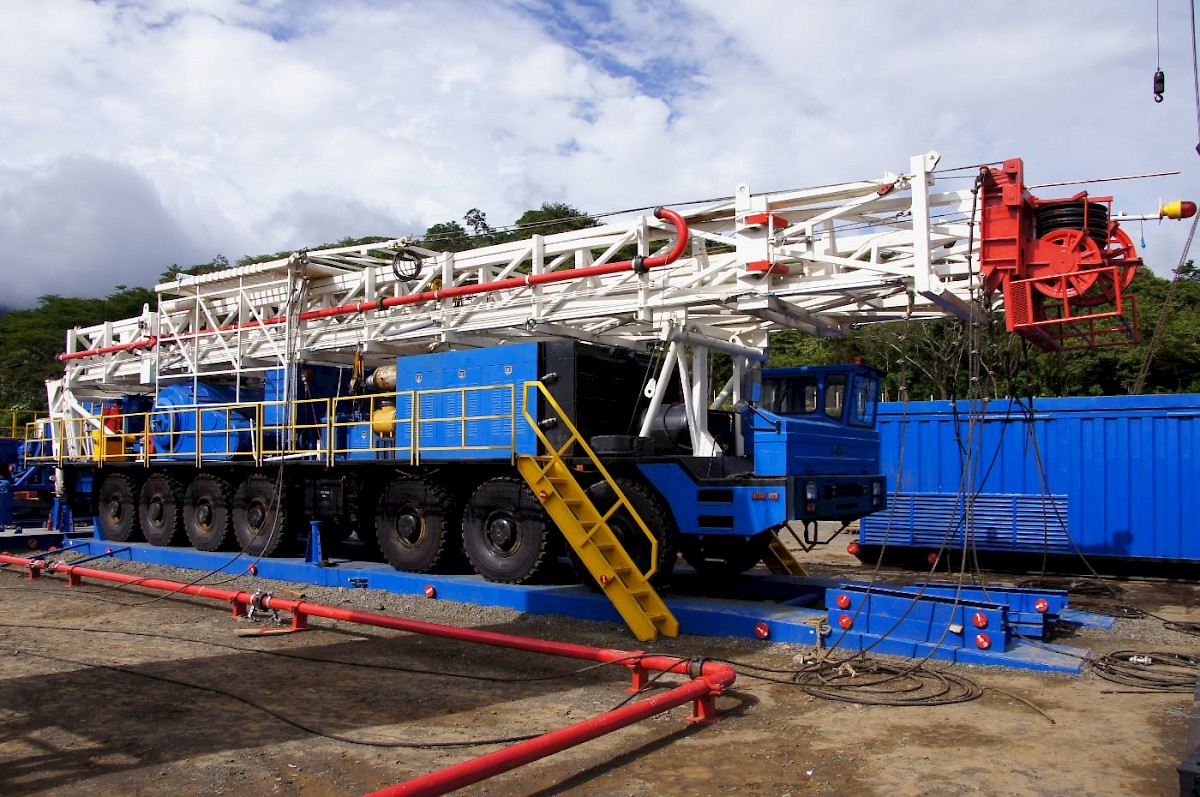 Mobile Drilling Rigs from China - API Certified & Field-Proven | Sovonex